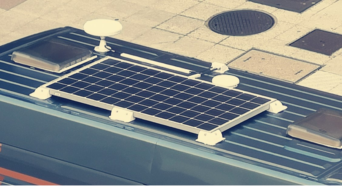 Placas Solares en furgos Camper, AC y embarcaciones. – Camper Van Solar